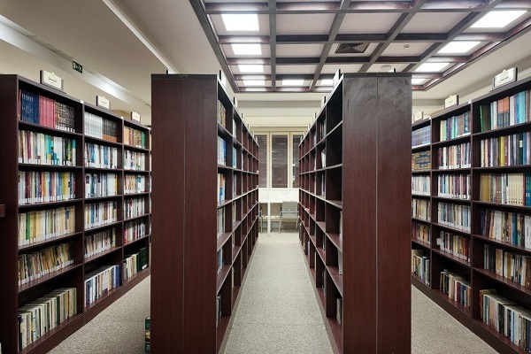 Al-Rawdha Al-Haidriya Library: A Rich Source for People of Religion and ...