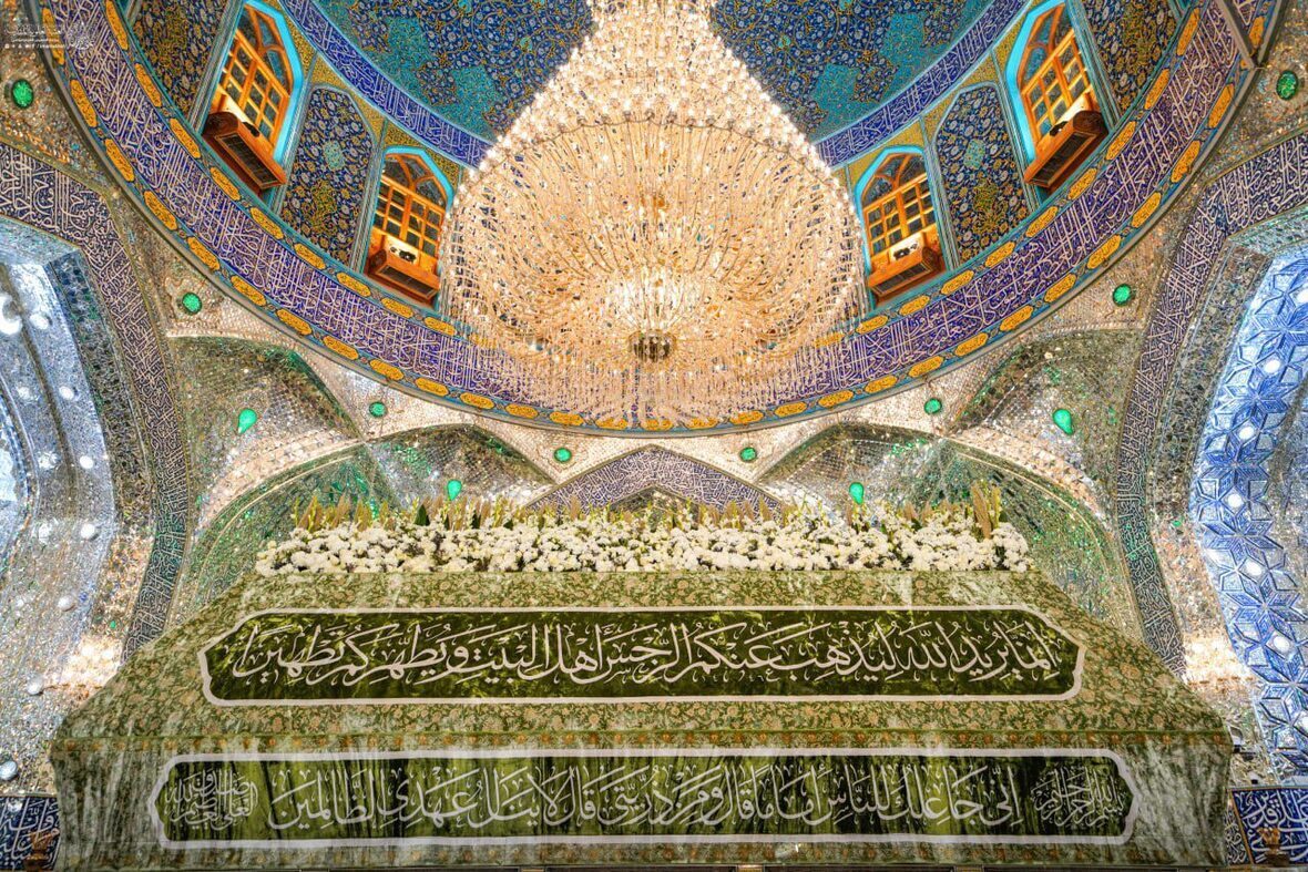 Najaf Shrine Decorated with Flowers Ahead of Imam Ali Birth Anniversary